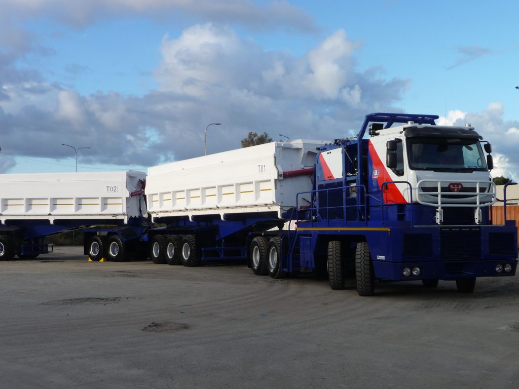 Grootste trekker ter wereld bij BAUMA 2013 – Industrial Tyres Amsterdam
